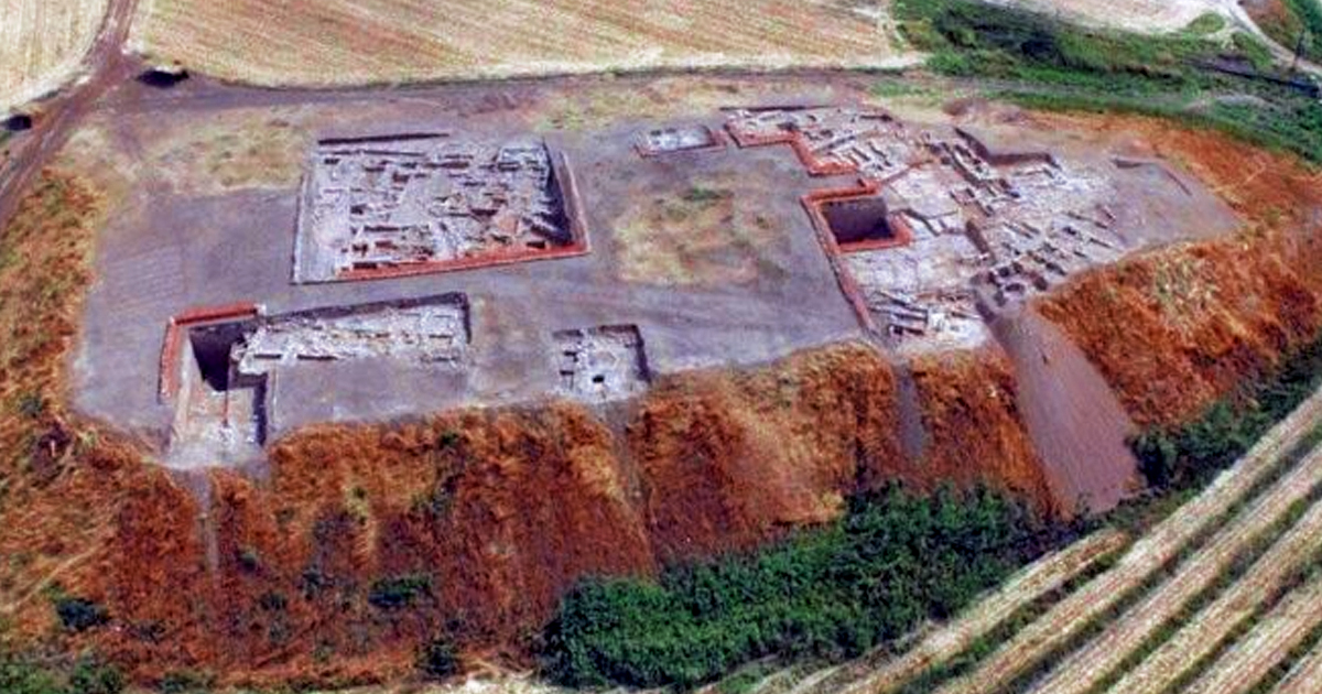 A Mysterious 5,000-Year-Old Ancient City Was Recently Found in Iraq 10 ...