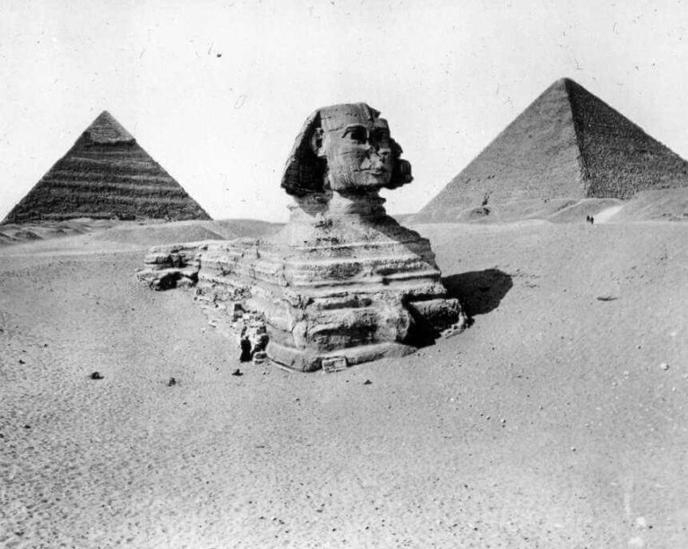 South Entrance To Giza Pyramid & Anti-Gravity Machines Used For Their ...